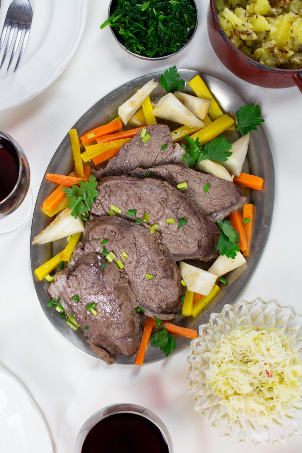 Viennese Tafelspitz recipe (boiled beef) with detailed instructions