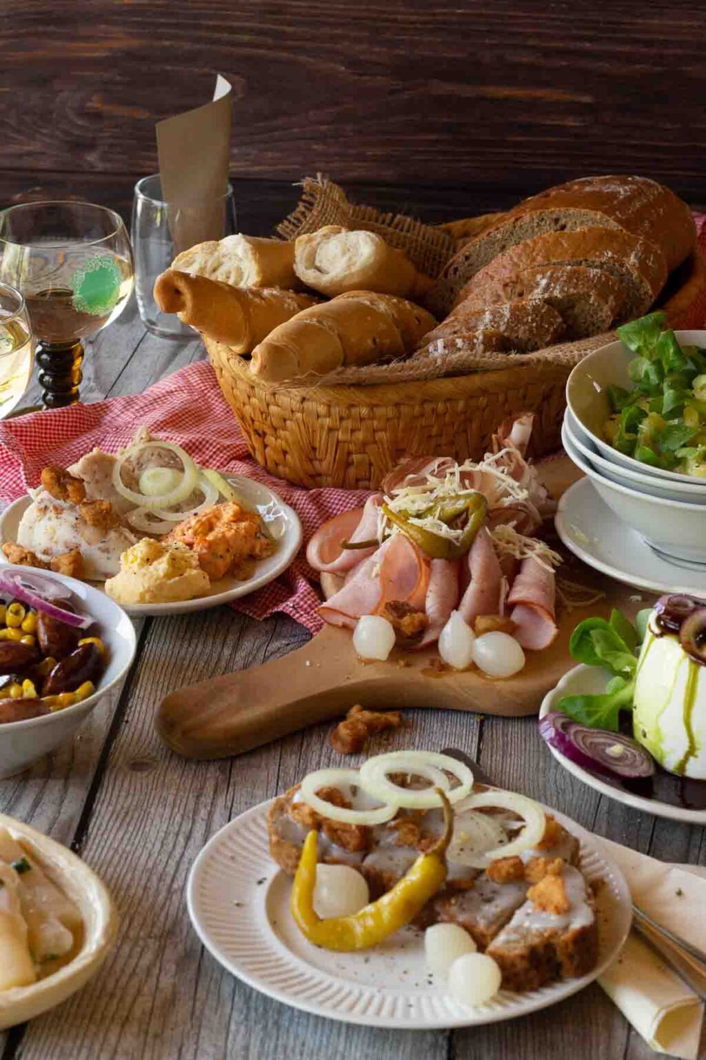 Brettljause Partybuffet wie beim österreichischen Heurigen